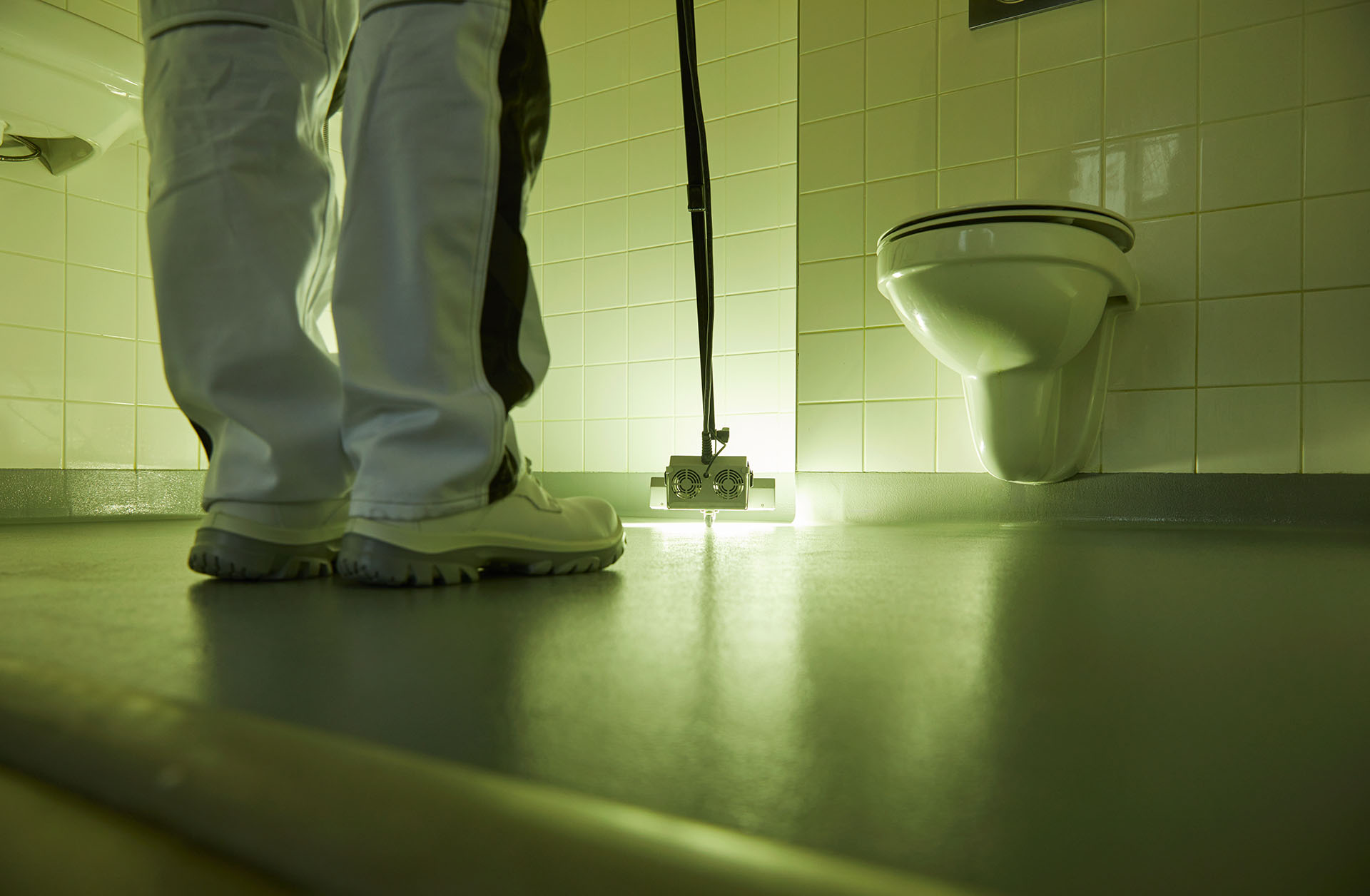 Onderhoud badkamervloeren bij GGNet in Warnsveld - SolidLux Coating